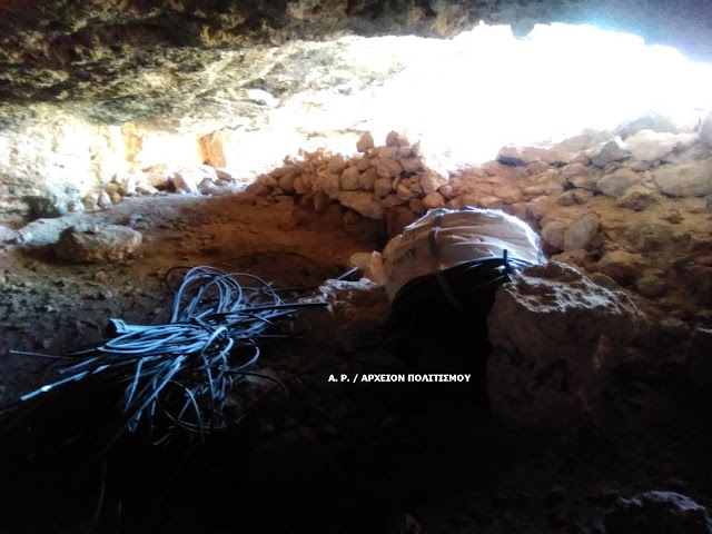 Σκουπιδότοπος το Σπήλαιο-Νυμφαίο της Χαλιδούς στο Κορωπί! – του Γ ...