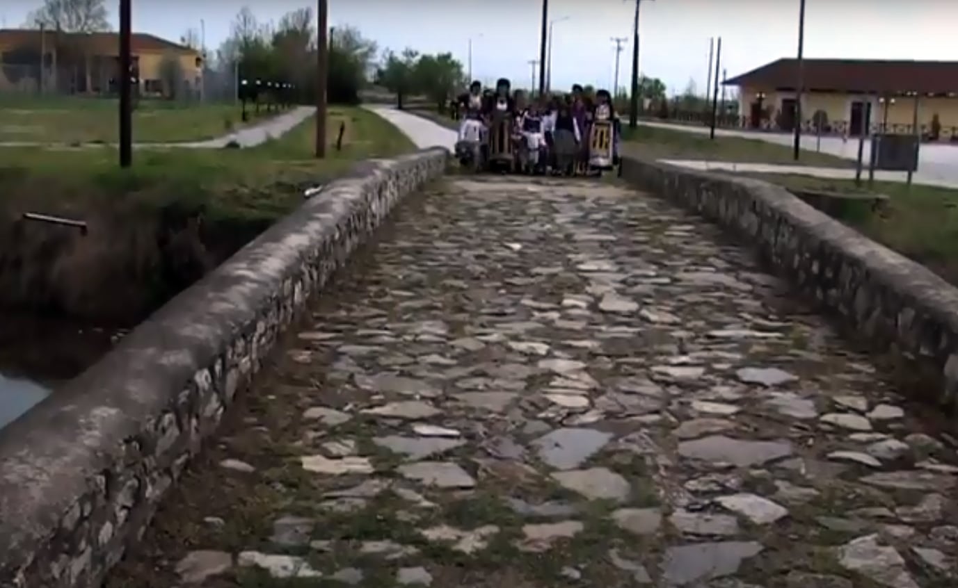 ΕΘΙΜΑ και ΚΑΛΑΝΤΑ του ΛΑΖΑΡΟΥ - του Γ. Λεκάκη