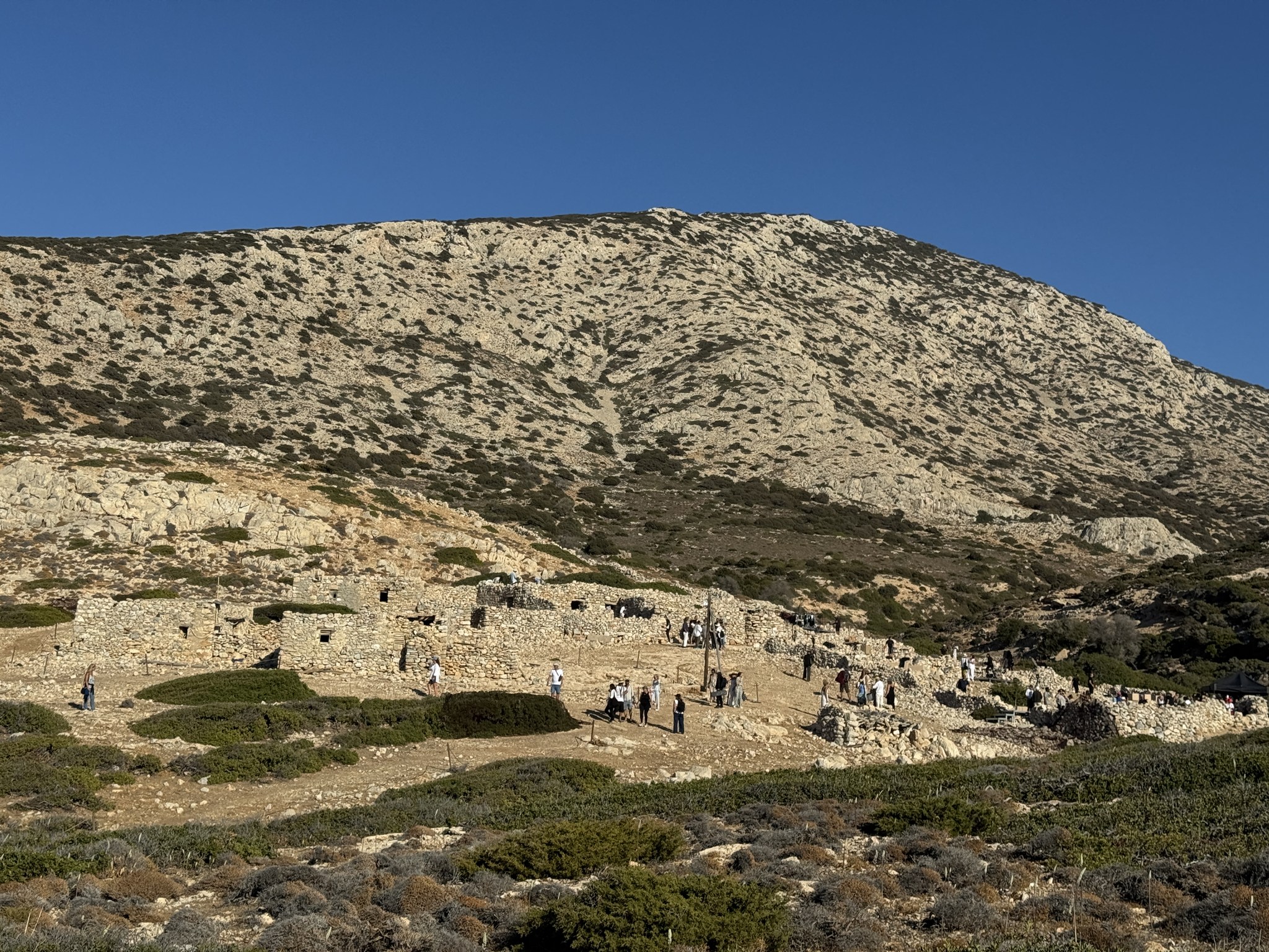 «Πέντε Χιλιετίες Ελληνικού Ήχου» – Συναυλία στην Κέρο, το νησί του ...