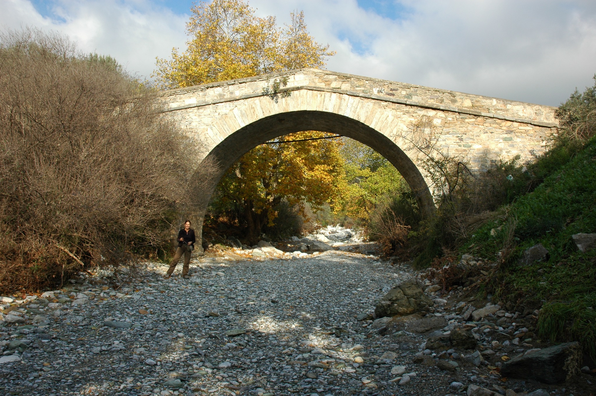 Πέτρινα γεφύρια του Πηλίου, που δεν υπάρχουν πια!!! - της Ε. Μπεληγιάννη